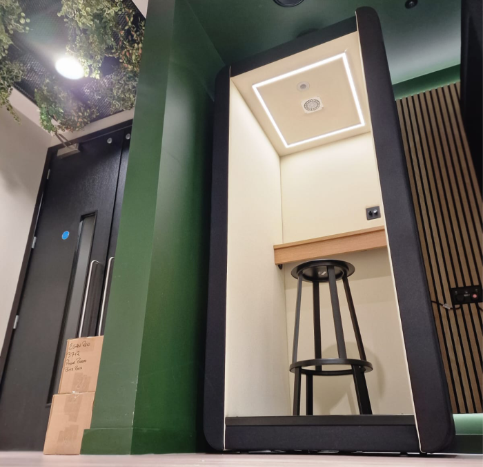 Penelope Phone Booth - My office pod