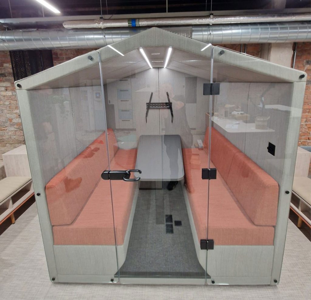 Bea Meeting Pod - My office pod