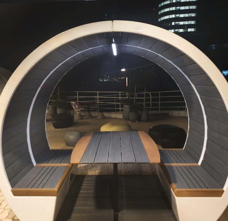 Outdoor Circular Meeting Pod - My office pod