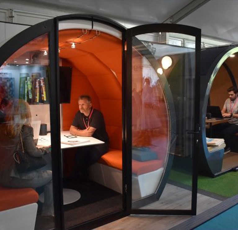 Circular Meeting Pod - My office pod