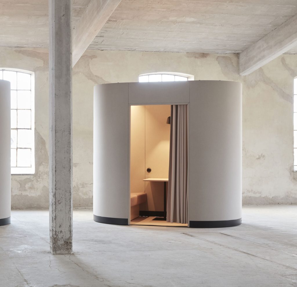 BuildUp Meeting Booth - Acoustic Meeting Pod - My office pod