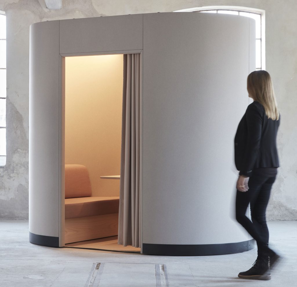 BuildUp Meeting Booth - Acoustic Meeting Pod - My office pod